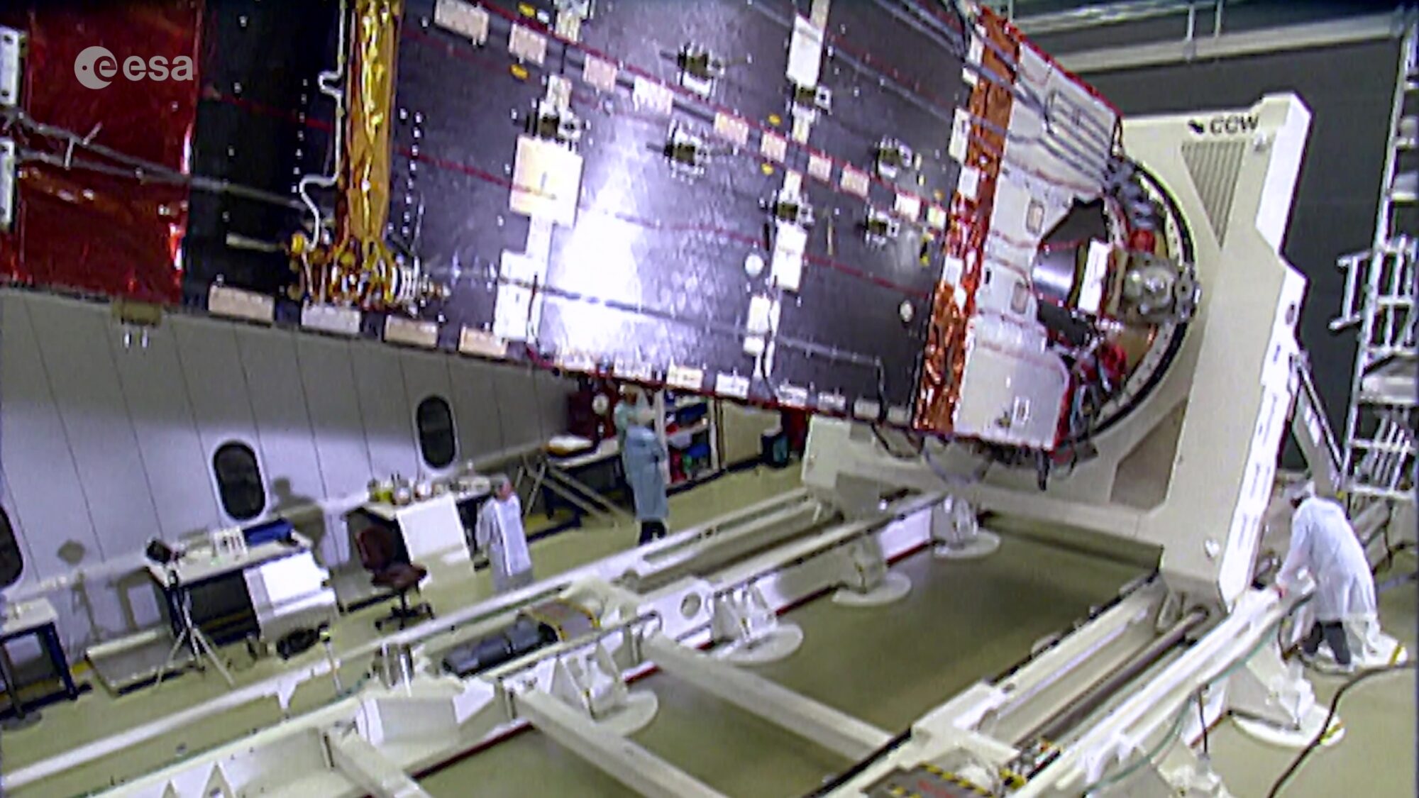 世界上最大的民用地球觀測衛星：歐洲環境衛星 EnviSat - 星際時報